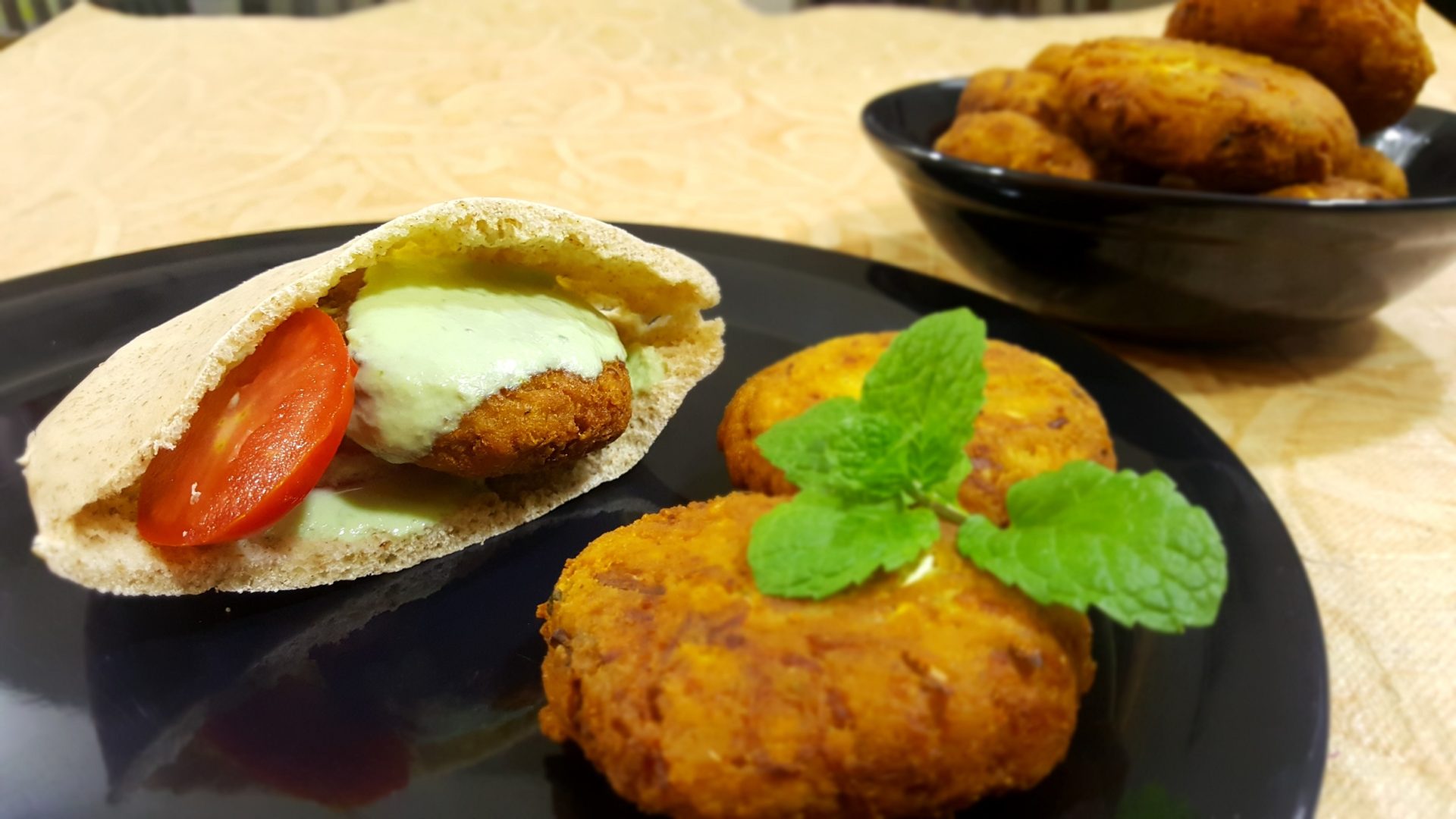 Falafel | Middle Eastern dish Falafel - Vanita's Corner