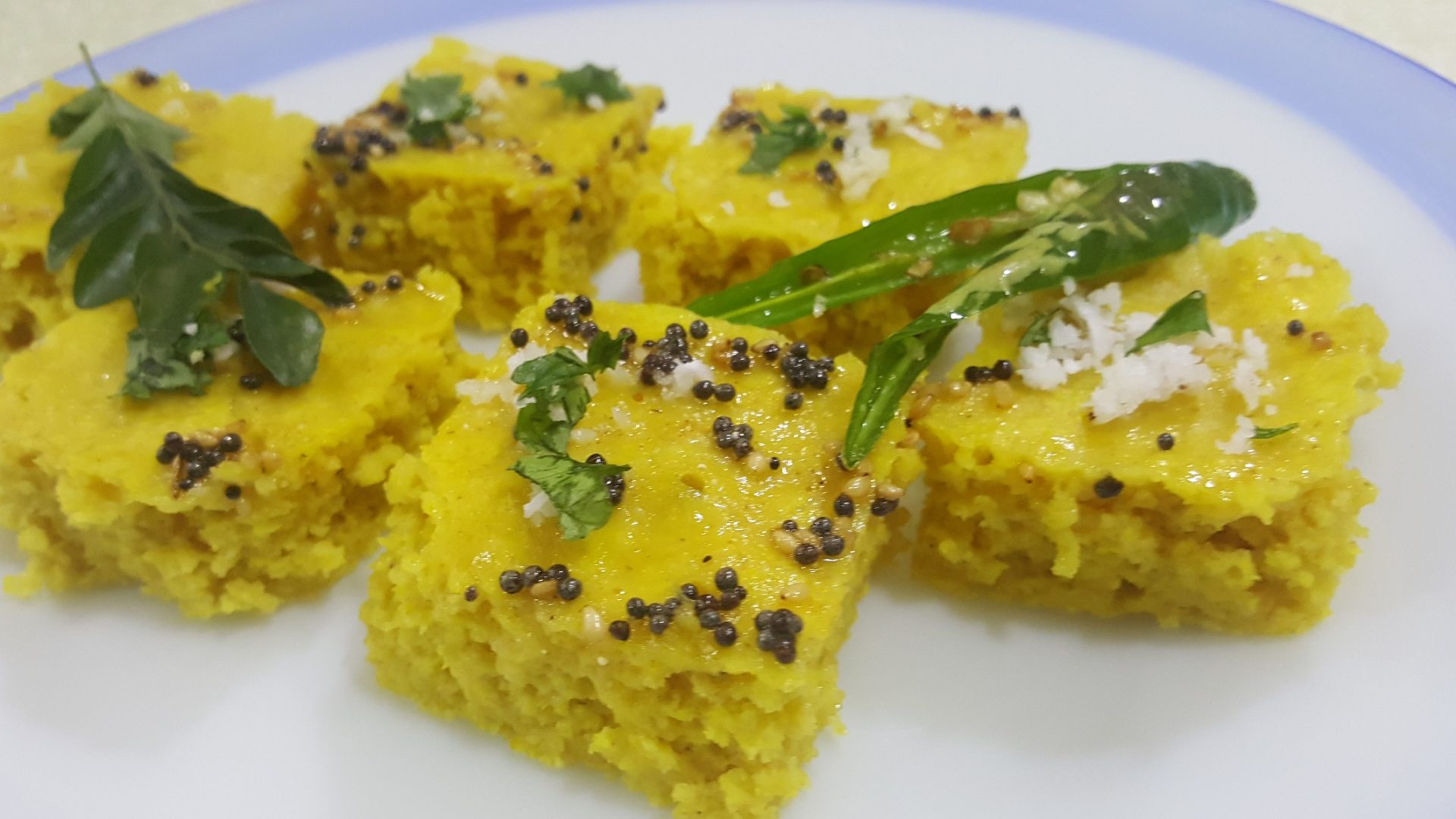 Oats Dhokla - a healthy breakfast dish - Vanita's Corner