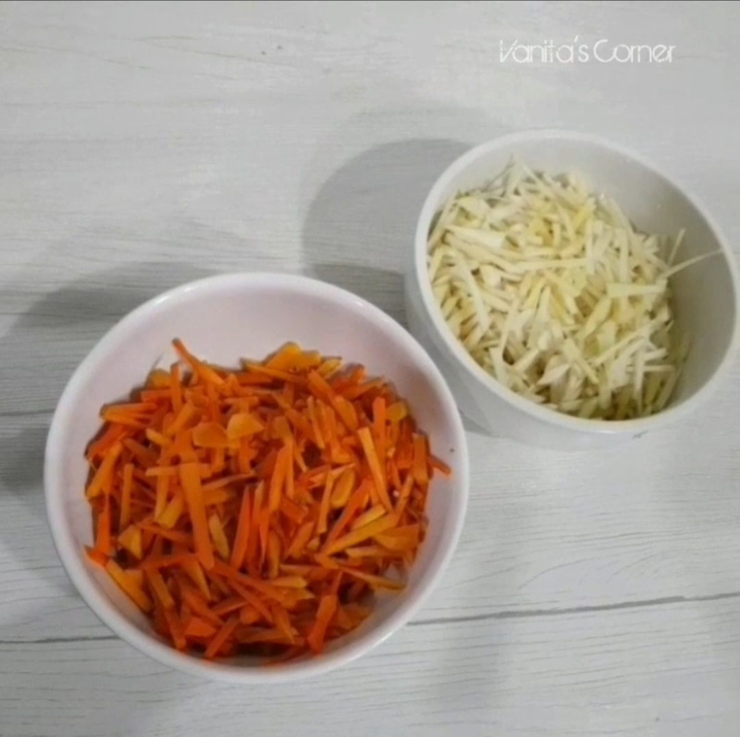Fresh Turmeric Pickle | Gujarati raw turmeric pickle - Vanita's Corner